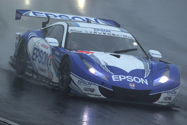 Epson Nakajima Racing、決勝日に上位目指す | autosport web