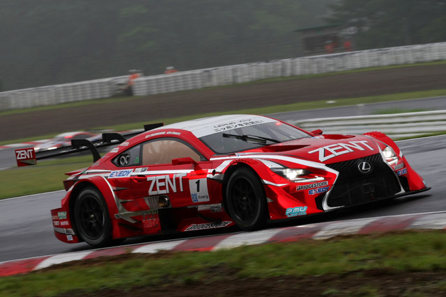 雨の翻弄に動じず！ ZENTが昨年の借りを返す独走V(1) | autosport web