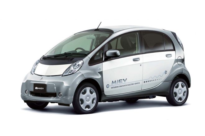 『ミツビシi-MiEV』が5ナンバー車に。新作ラッピングも登場 | クルマ | autosport web