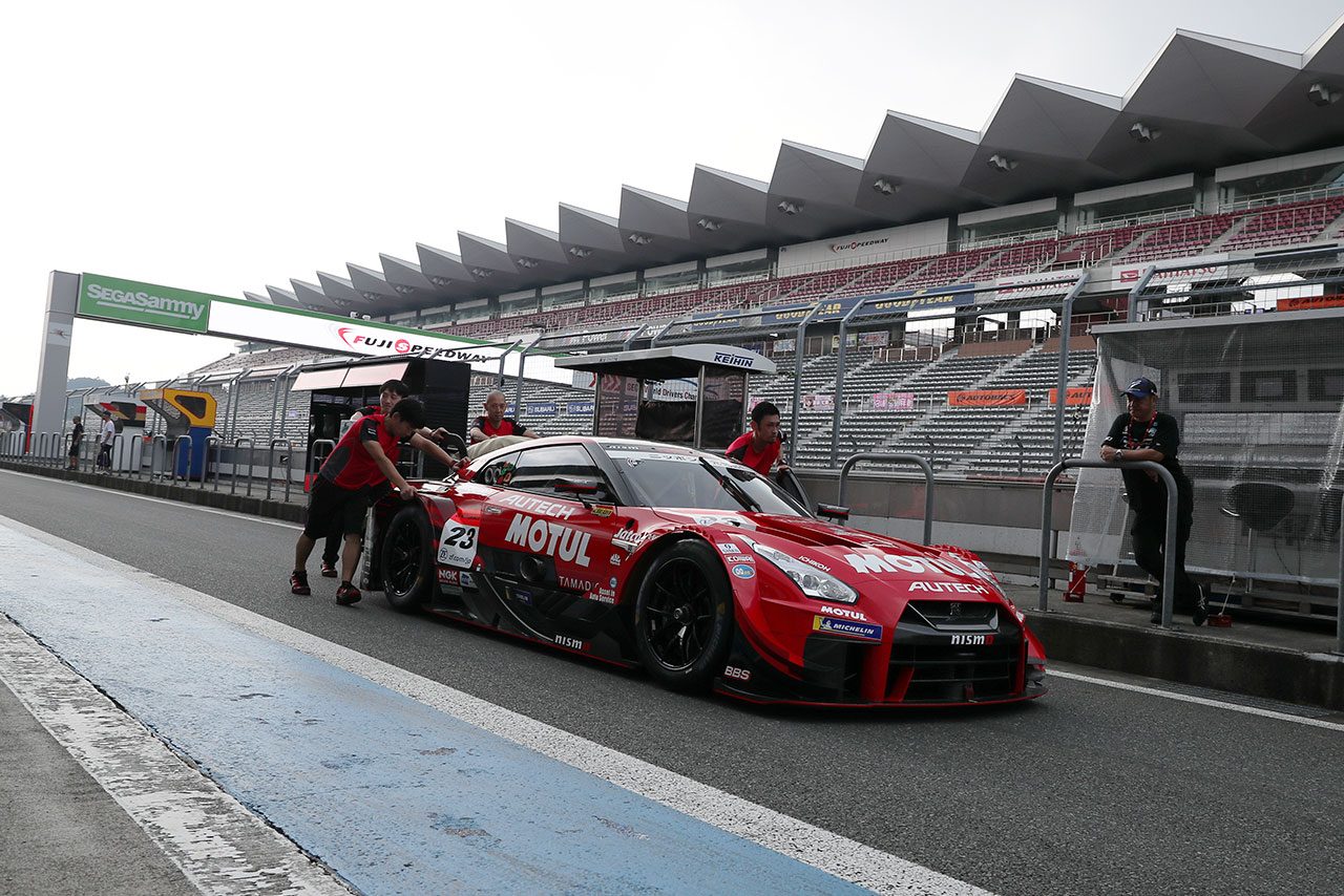 MOTUL AUTECH GT-R | 2019スーパーGT第5戦富士 搬入日の様子の画像・写真(11) | autosport web