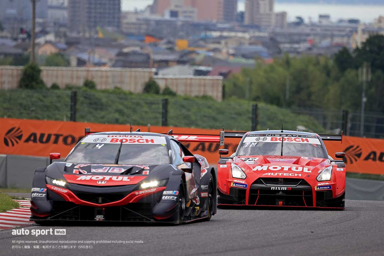 Red Bull MOTUL MUGEN NSX-GT＆MOTUL AUTECH GT-R | autosport web