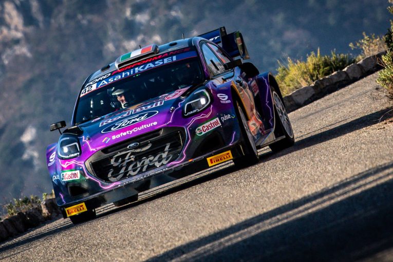 【動画】フォードCEOが最新WRCカーに同乗。プーマ・ラリー1の走りは「刺激的だった！」 | 動画 | autosport web