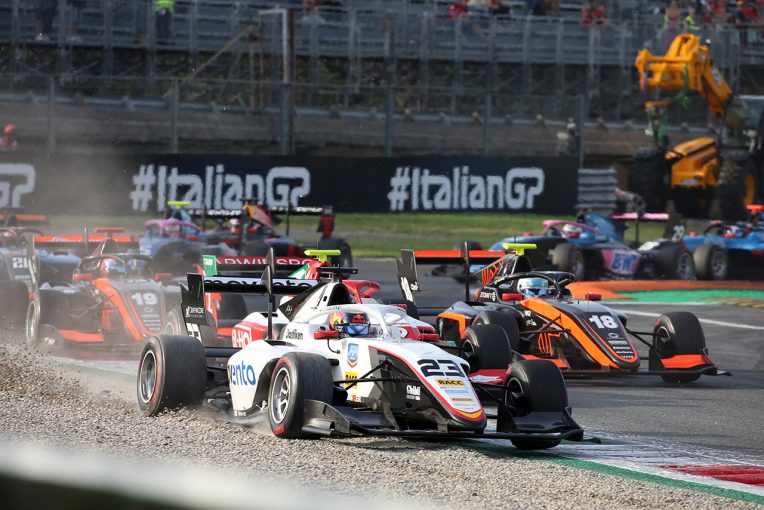 2023年FIA F3第10戦モンツァ スプリントレーススタート直後の様子 | autosport web