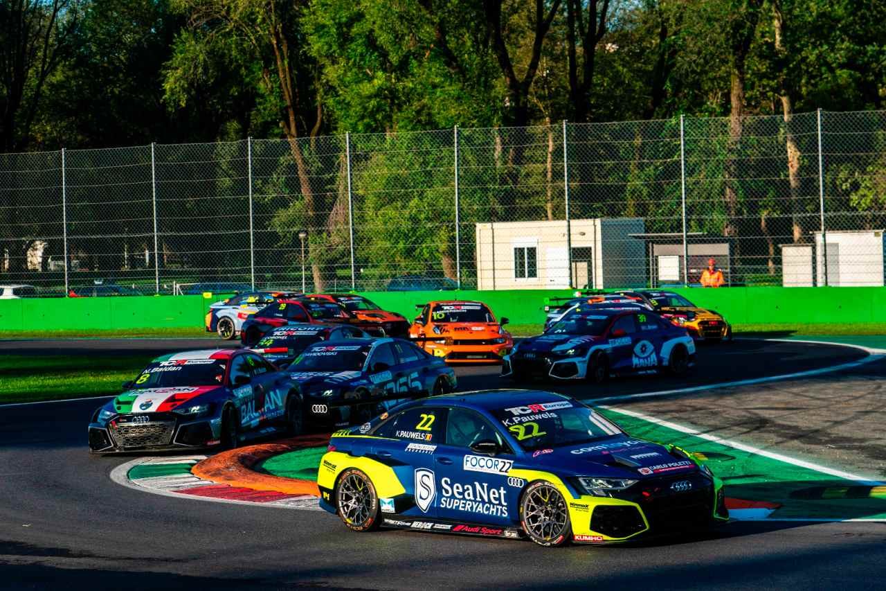 アウディの新鋭パウエルに続き、新型FL5ホンダ・シビックRが初優勝を達成／TCRヨーロッパ第6戦 | autosport web