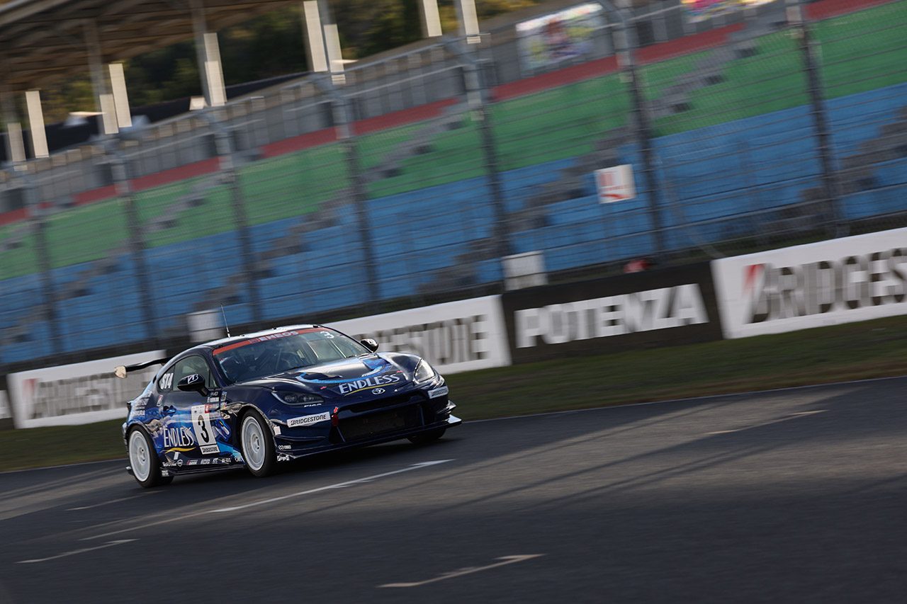 ENDLESS GR86（坂裕之／小河諒／菅波冬悟） | autosport web