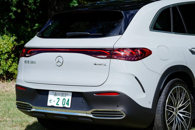 メルセデス、第四弾のEVは最新技術が集結した“空力マシン”／EQE 350 4MATIC SUV試乗 | autosport web