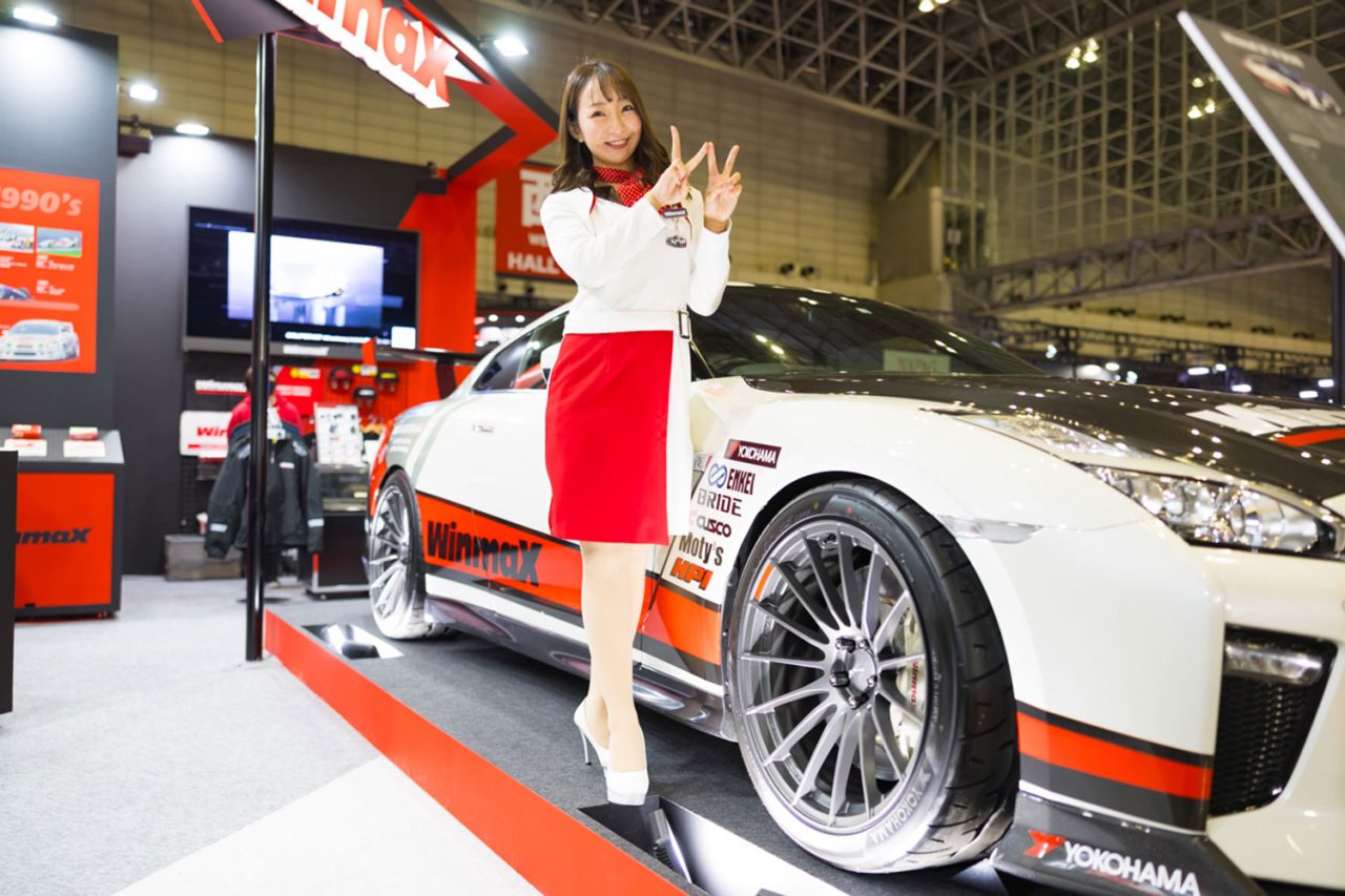 東京オートサロン2024コンパニオンギャラリー麻倉美海／WinmaX | autosport web