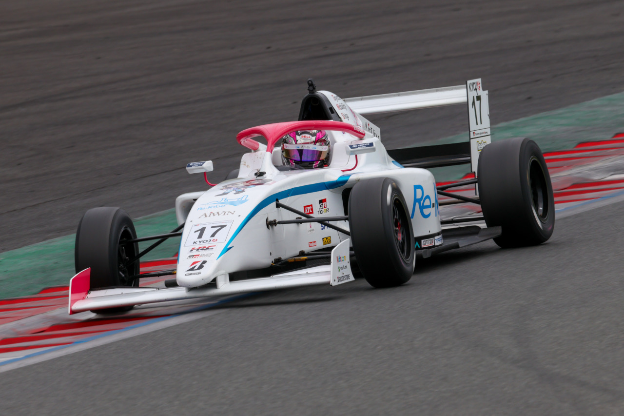 白石いつも（AIWIN Re-Kobe KC-MG01） | autosport web