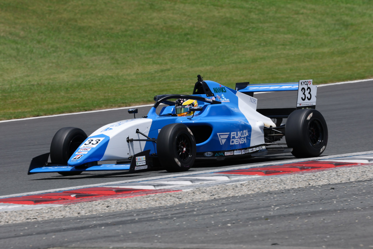 岩岡万梨恵（FUKUDA racing KC-MG01） | autosport web